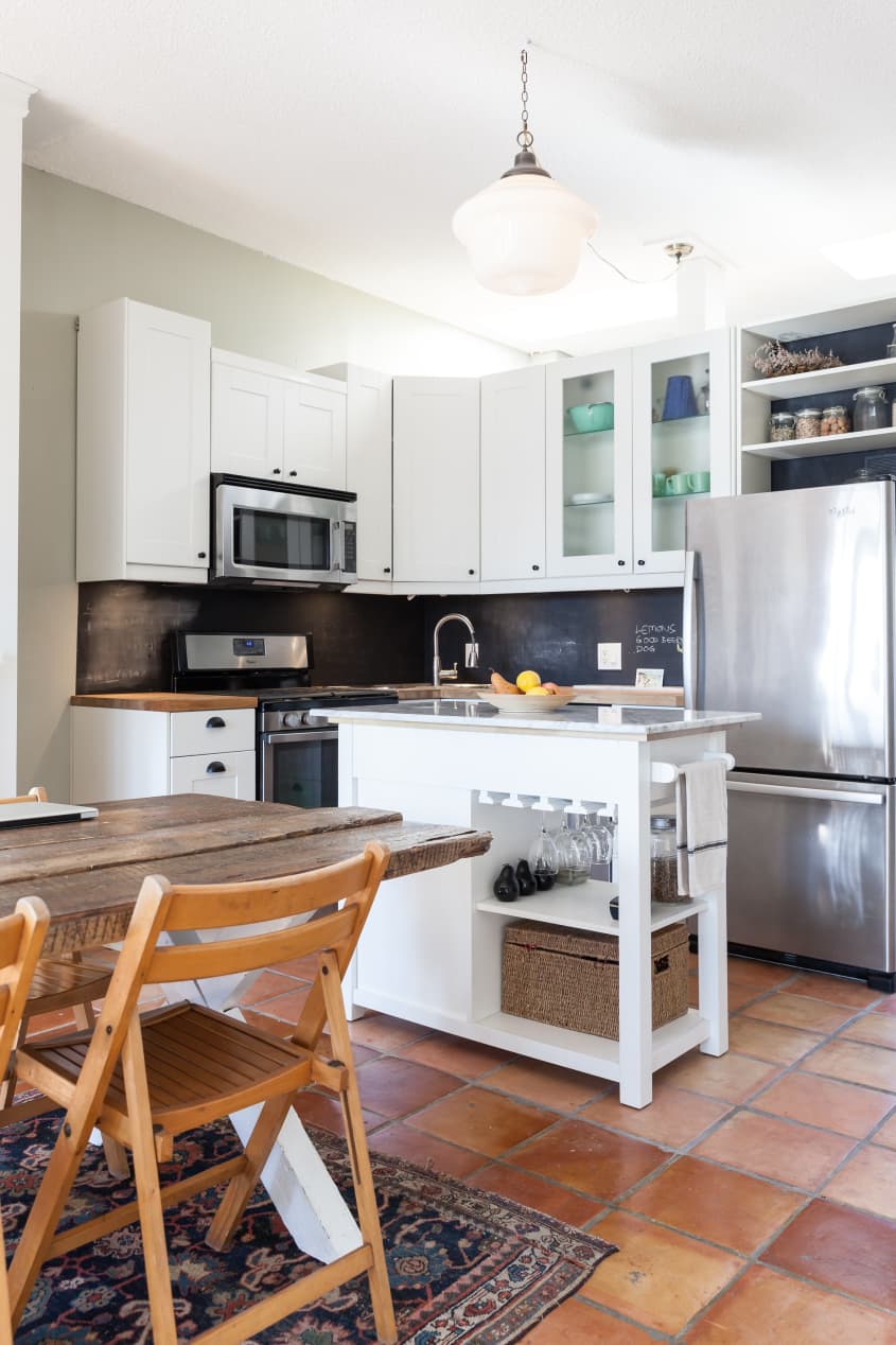 House Tour: A Historic Toronto Split Apartment | Apartment Therapy