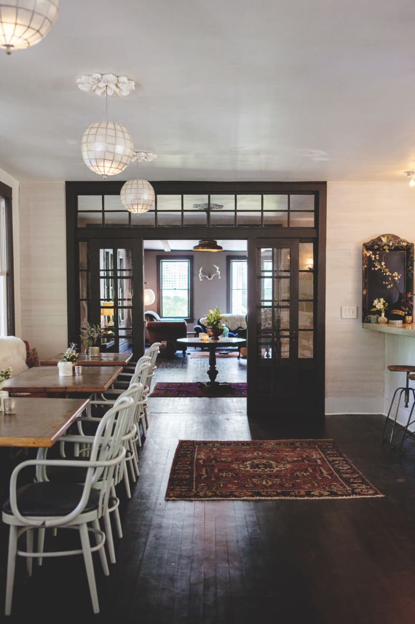 Hotel Tour: Dreamy, Rustic Modern Vintage Inn Style | Apartment Therapy