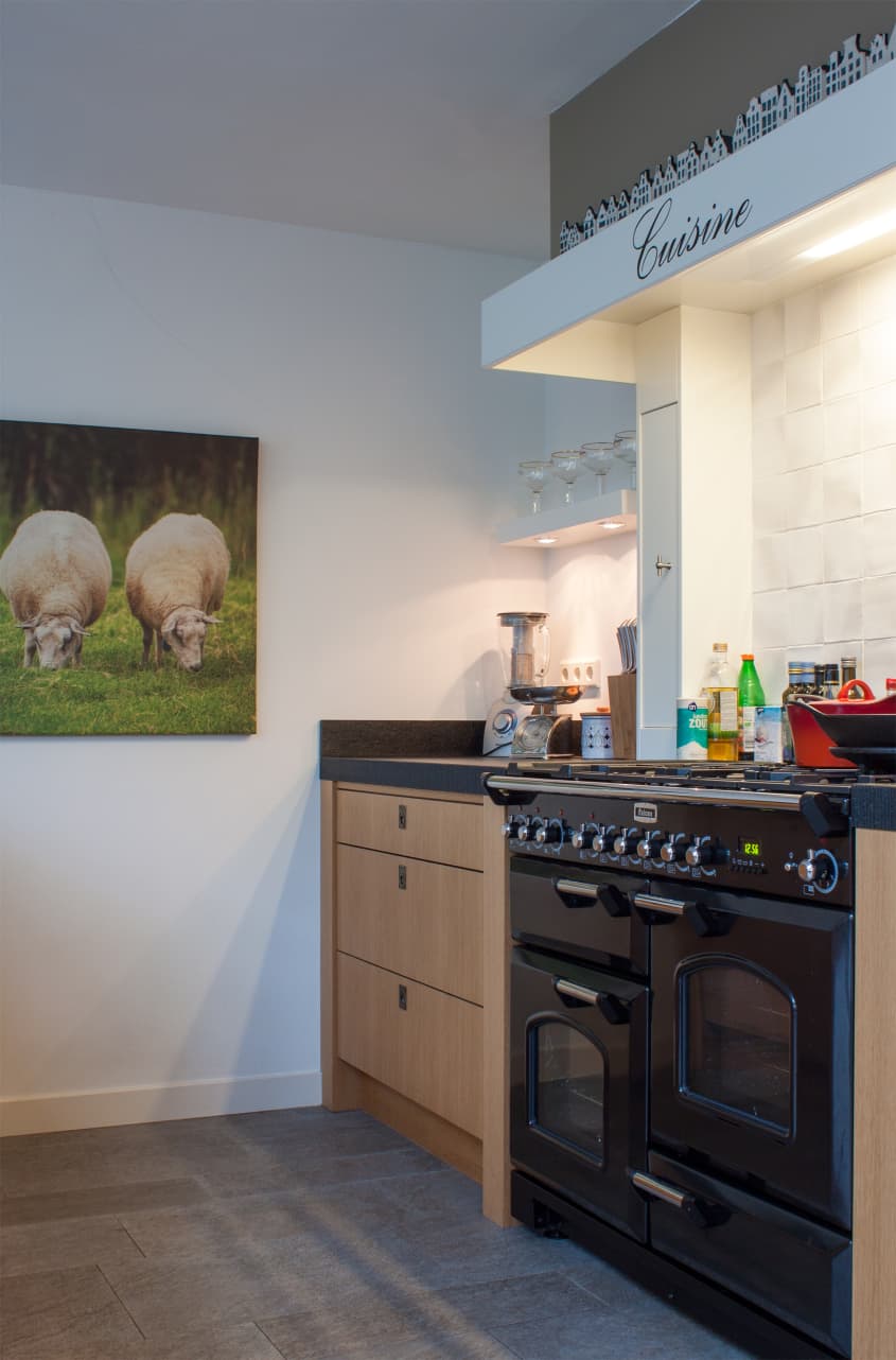 House Tour: A Modern Dutch Home with a Hint of Country | Apartment Therapy