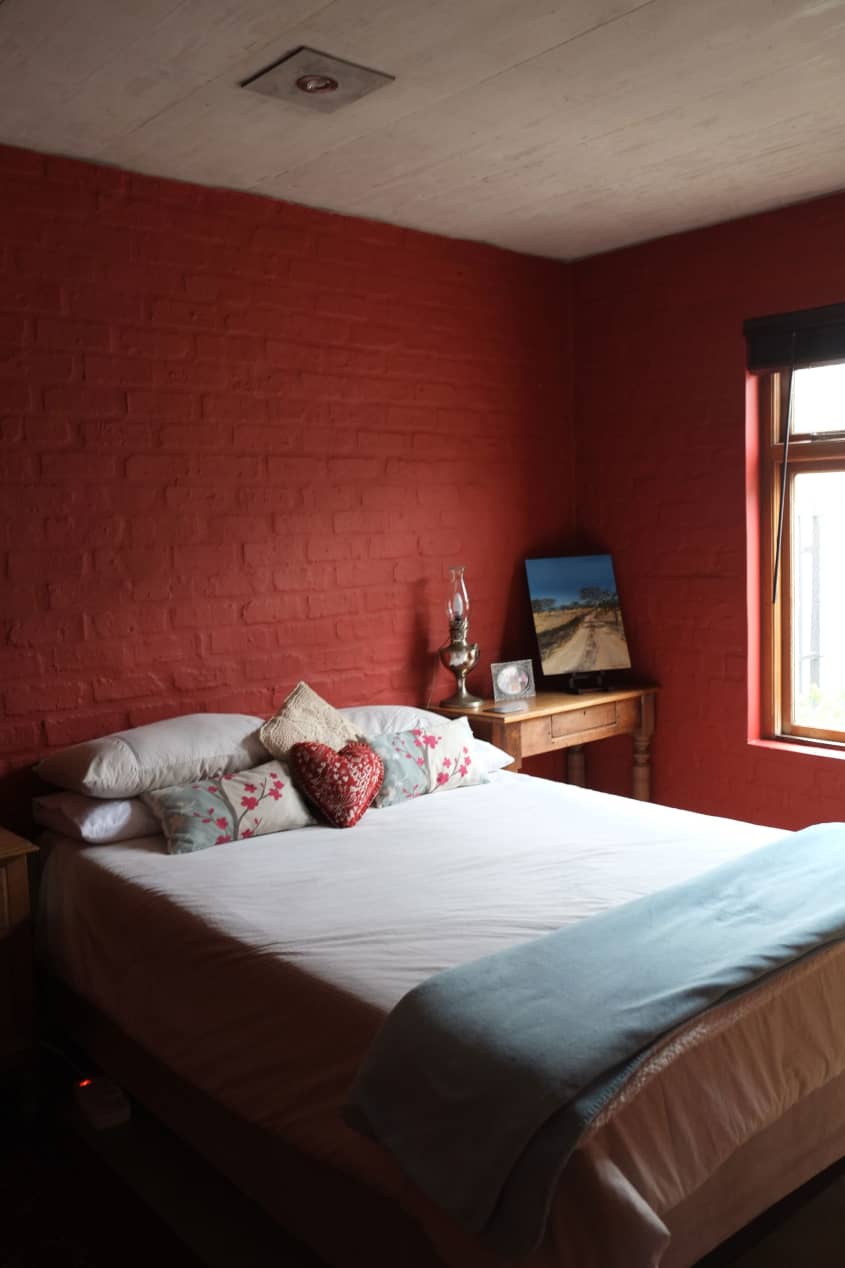 House Tour: A Barn-Style Home in South Africa | Apartment Therapy