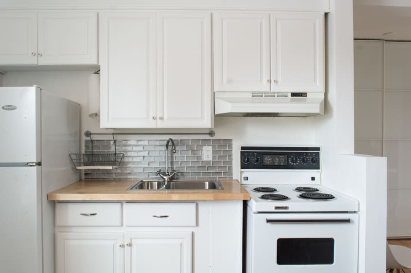 House Tour: A Minimal, Modern, Bright Toronto Loft | Apartment Therapy