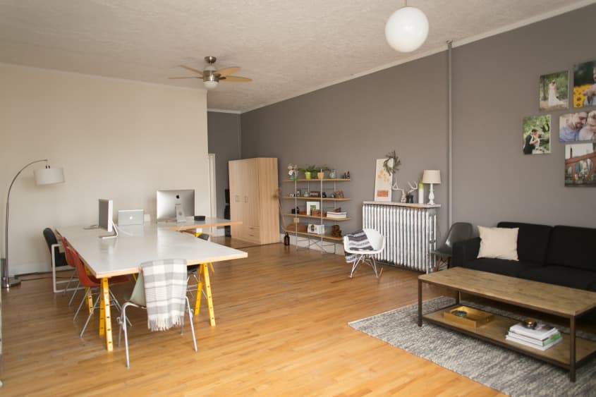 House Tour: A Down-to-Earth Chicago Live/Work Apartment | Apartment Therapy