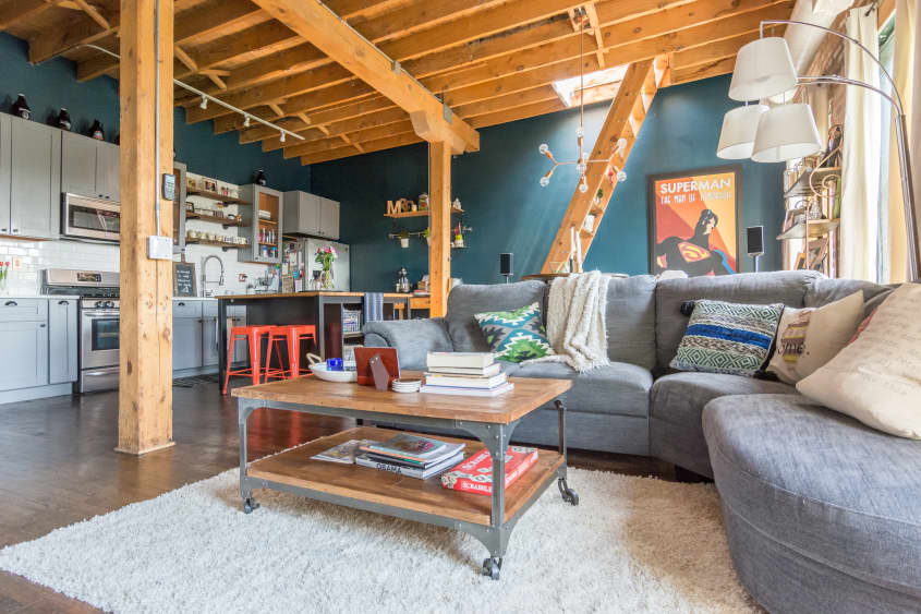 House Tour: A Renovated Industrial Modern Chicago Condo | Apartment Therapy