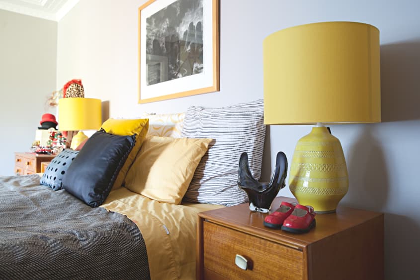 House Tour: Colorful, Low-Key Retro Style in Melbourne | Apartment Therapy