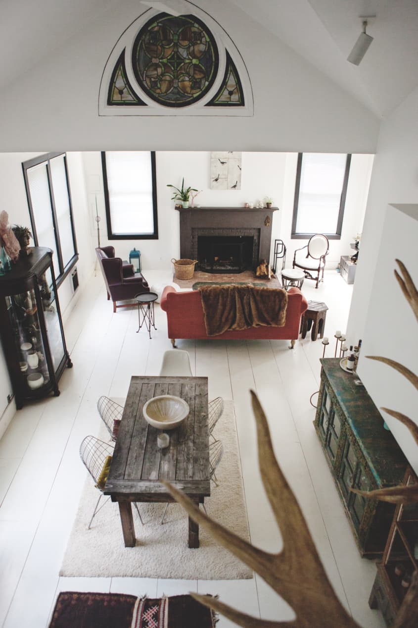 Hotel Tour: A Rustic Inn's Guest Rooms & Cottage | Apartment Therapy