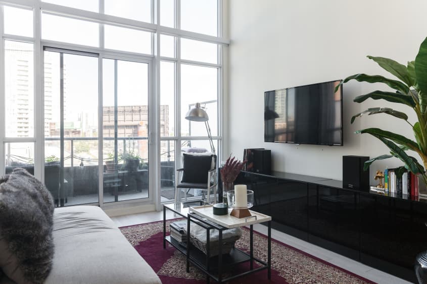 House Tour: A Bright, Innovative Smart Toronto Loft | Apartment Therapy