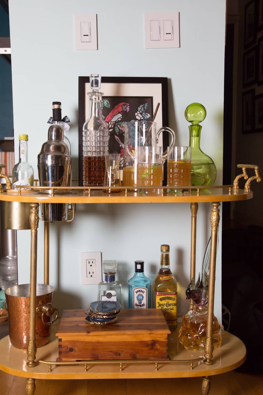 House Tour: A Hollywood Regency Hell's Kitchen Home | Apartment Therapy