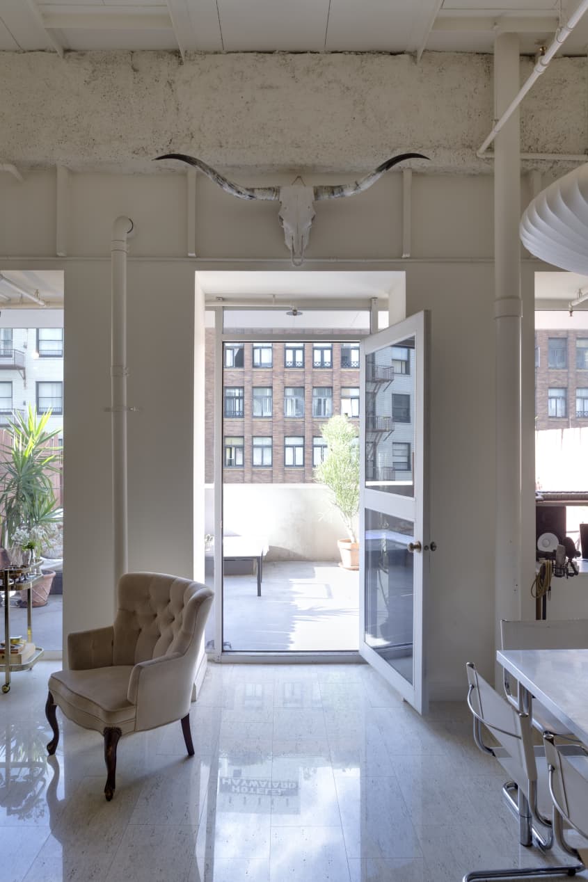 House Tour: A Chic Downtown Los Angeles Loft | Apartment Therapy
