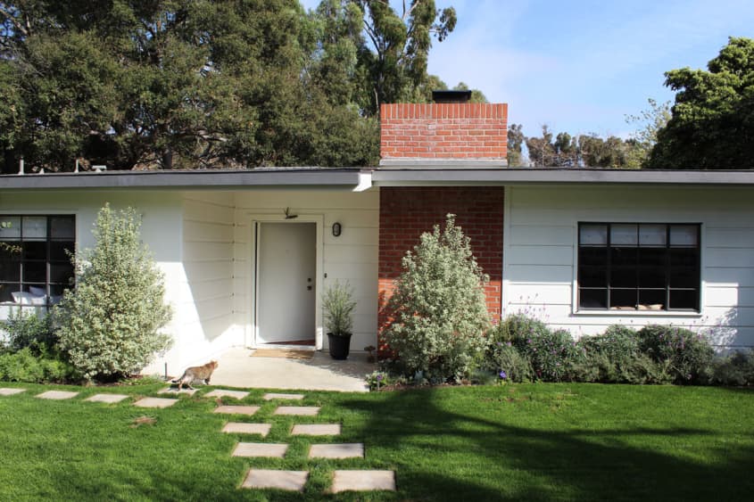 10 Kitchens Without Upper Cabinets | The Kitchn