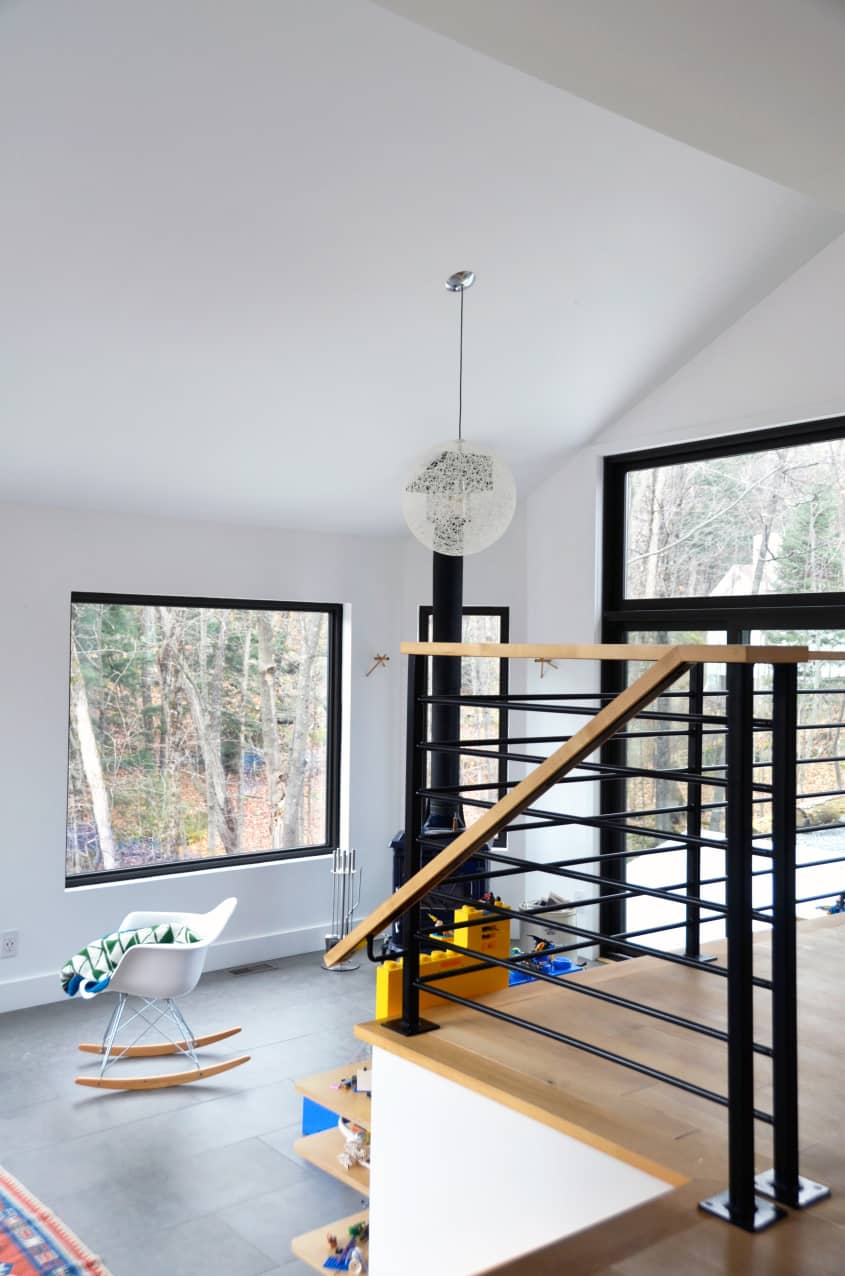 House Tour: A Modern & Relaxed Family House in Canada | Apartment Therapy