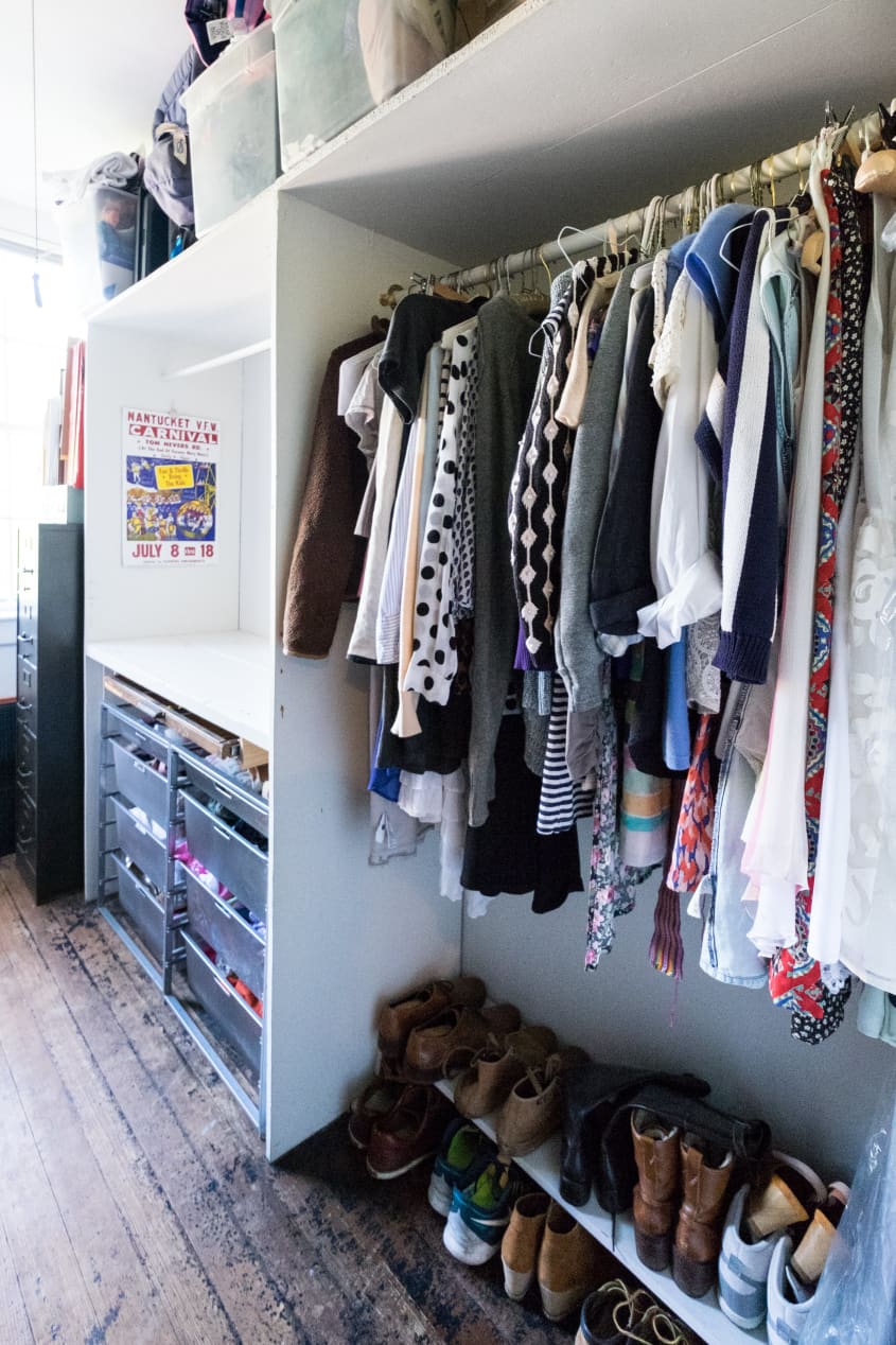 House Tour: Rachael & Joe’s Sleepy Minimalism | Apartment Therapy