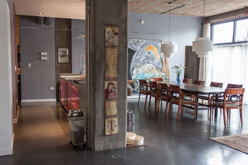 Anne & Leo’s Cozy Cosmopolitan Loft | Apartment Therapy