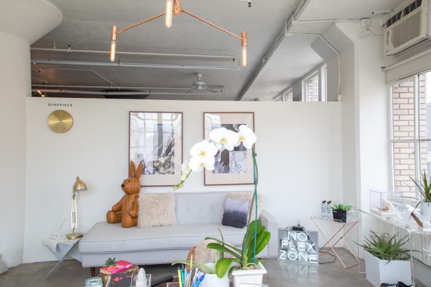 Workspace Tour: Modern Eclectic Vibes in Dimepiece LA | Apartment Therapy