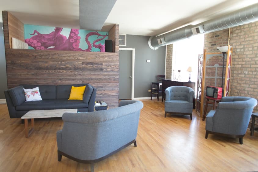 House Tour: A Clever DIY Loft in Chicago | Apartment Therapy