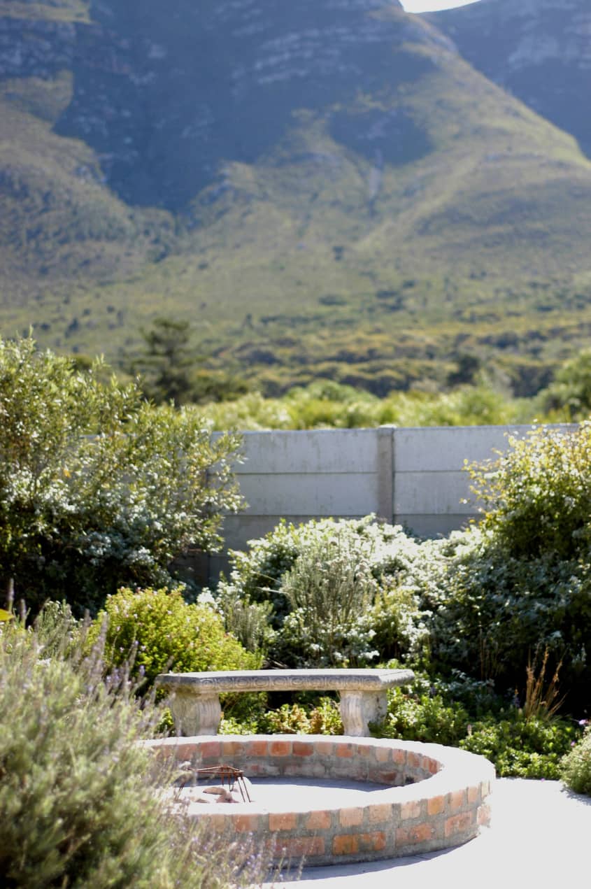 House Tour: A Barn-Style Home in South Africa | Apartment Therapy
