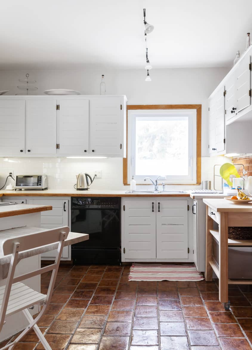 House Tour: A Traditional, Post Modern Mix in Montreal | Apartment Therapy