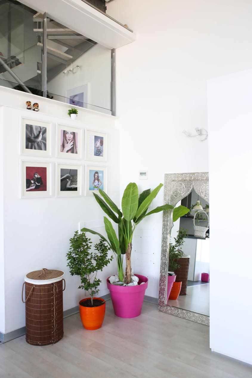 House Tour: A Modern, Bright, Art-Filled Spanish Loft | Apartment Therapy