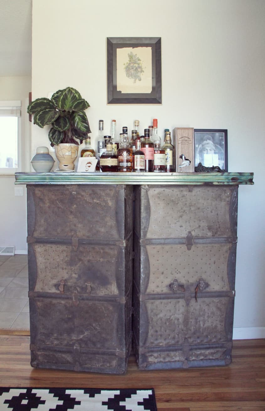 Jordan’s Proper Man Den | Apartment Therapy