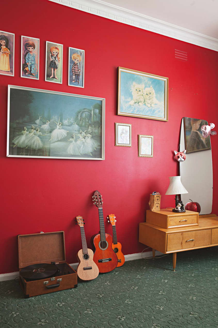 House Tour: A Vintage Retro Wonderland in Australia | Apartment Therapy