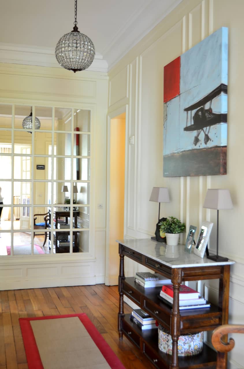 House Tour: A Traditional with a Twist Paris Apartment | Apartment Therapy