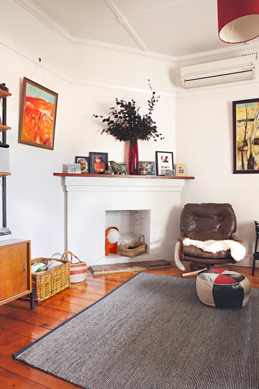 House Tour: A Creative Retro-Style House in Australia | Apartment Therapy