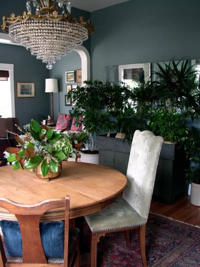 Michele & Ryan Tansey’s Antiquarian Hideaway | Apartment Therapy