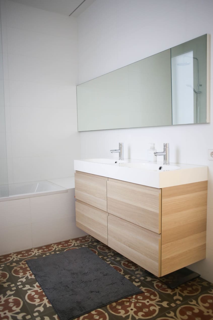 Tour: An Architect & Designer's Minimal Spanish Flat | Apartment Therapy