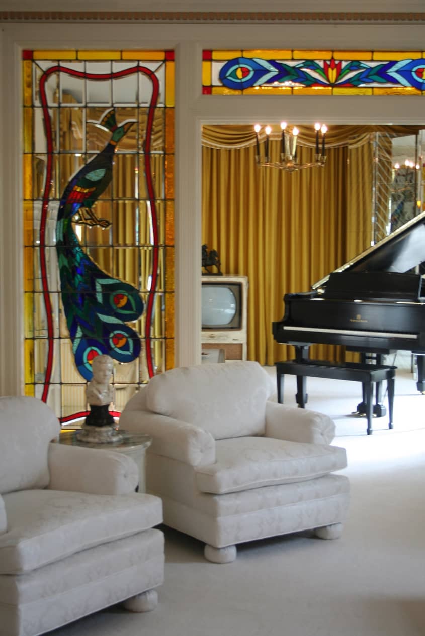 E’s Graceful Time Capsule | Apartment Therapy