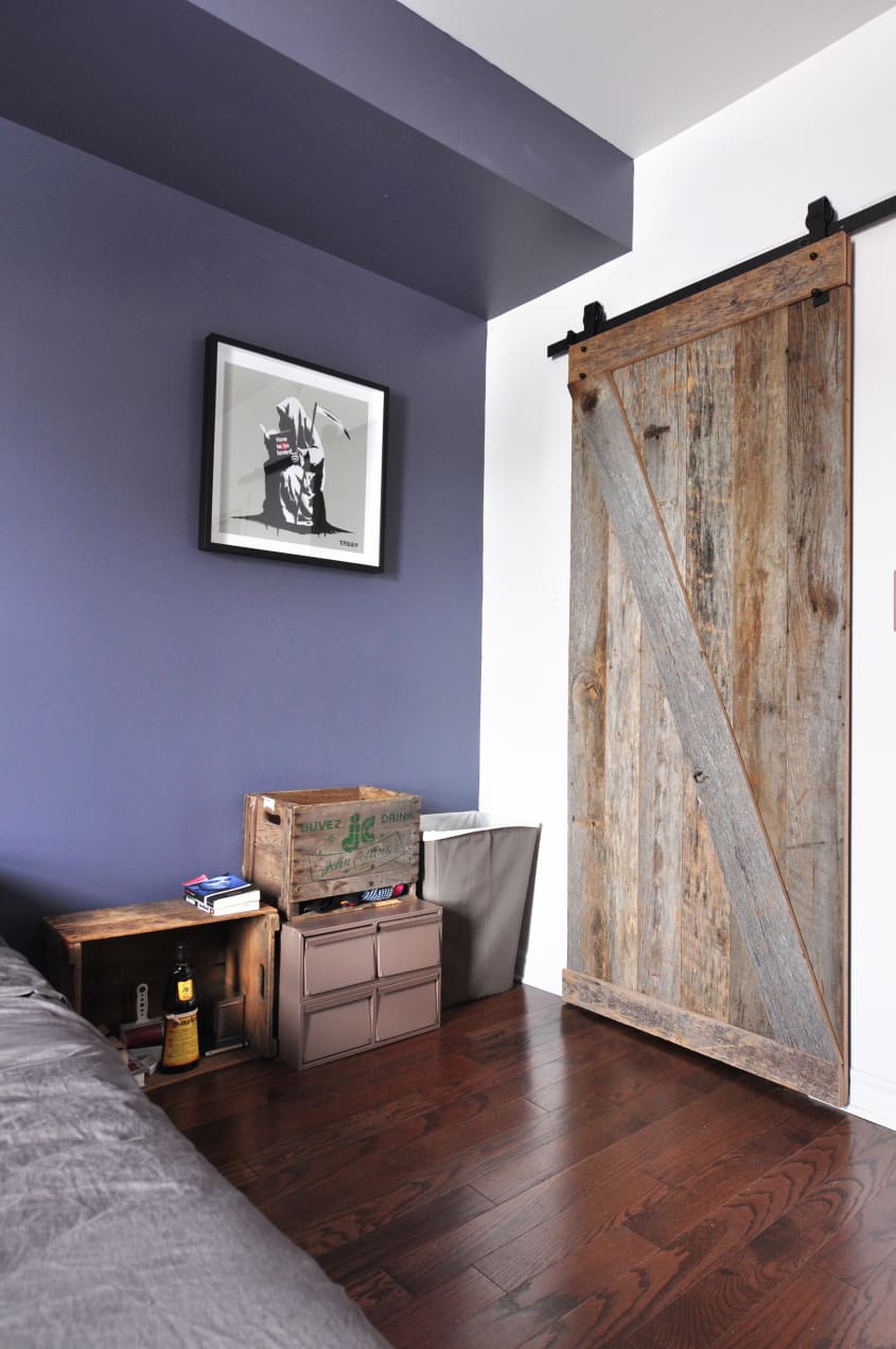 House Tour: A Rustic Minimal Bachelor Pad in Montreal | Apartment Therapy