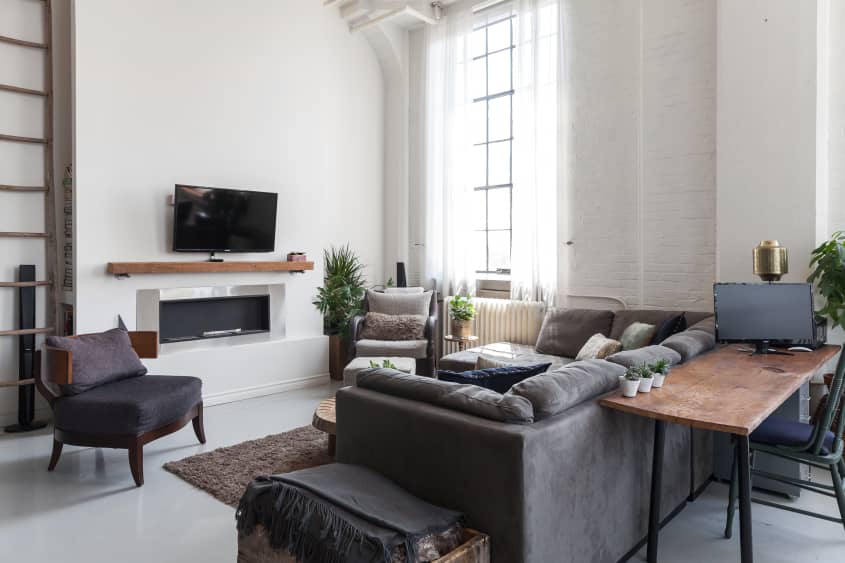 House Tour: A Bright White Nautical Style Toronto Loft | Apartment Therapy