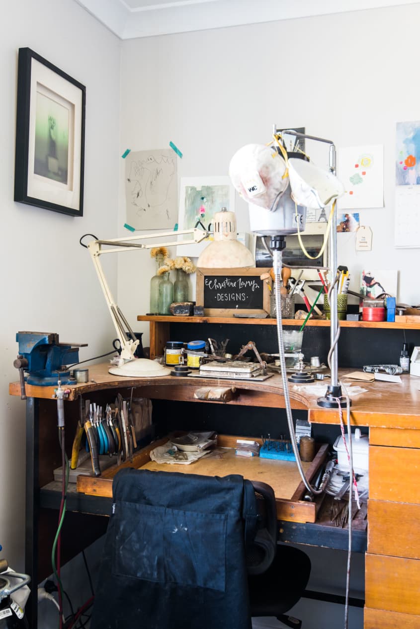 House Tour: A Cozy & Vintage Australian Home | Apartment Therapy