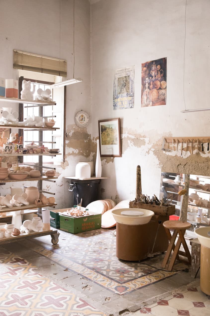 House Tour: A Colorful Spanish Home With a Dreamy Terrace | Apartment ...