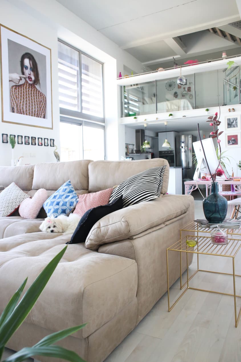 House Tour: A Modern, Bright, Art-Filled Spanish Loft | Apartment Therapy