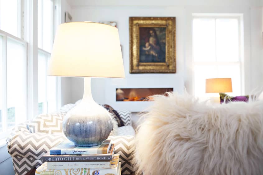 House Tour: An Artist's Soulful, Well-Lived Seattle Home | Apartment ...