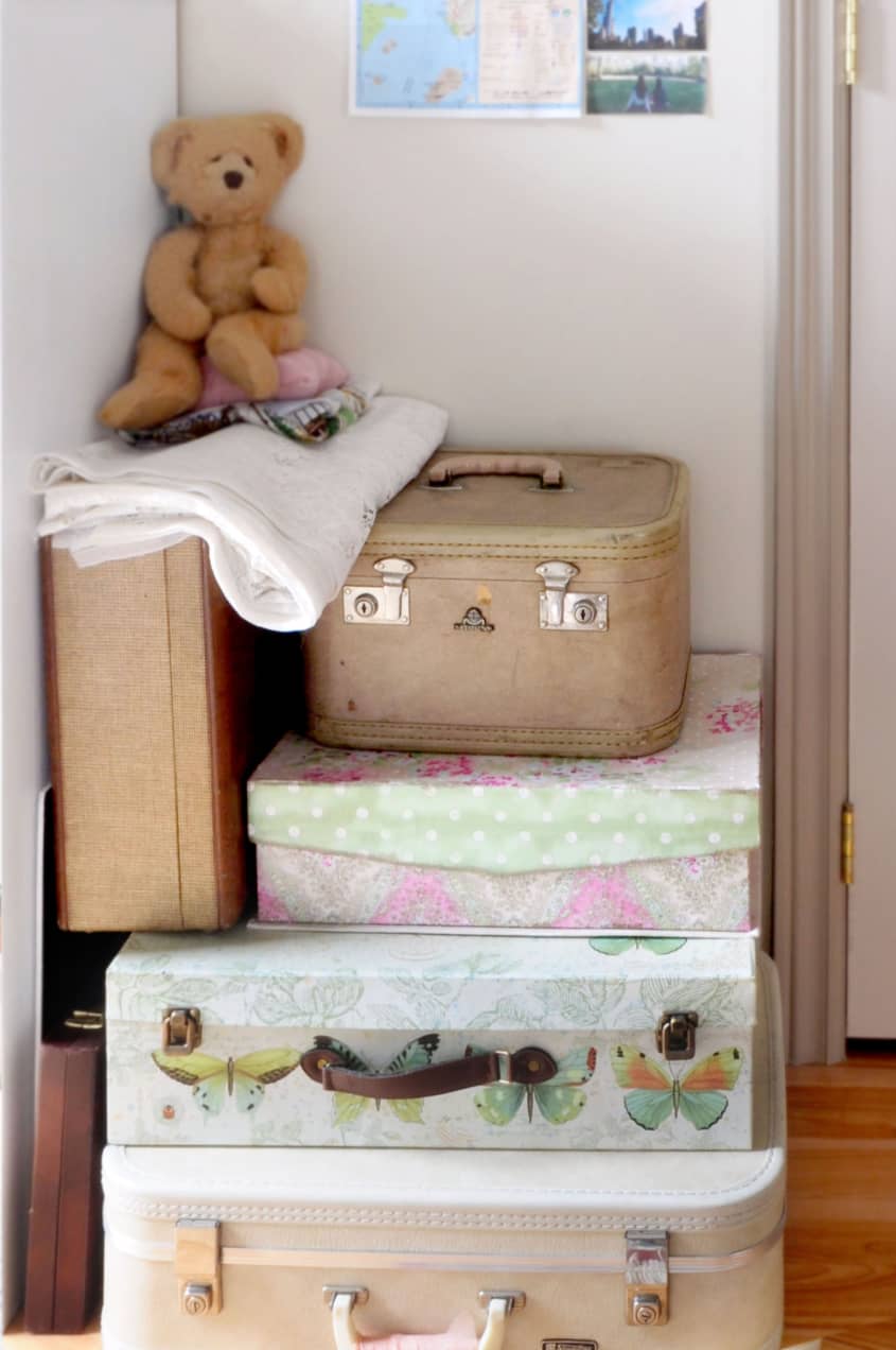 House Tour: 3 College Students Share a Cozy Apartment | Apartment Therapy