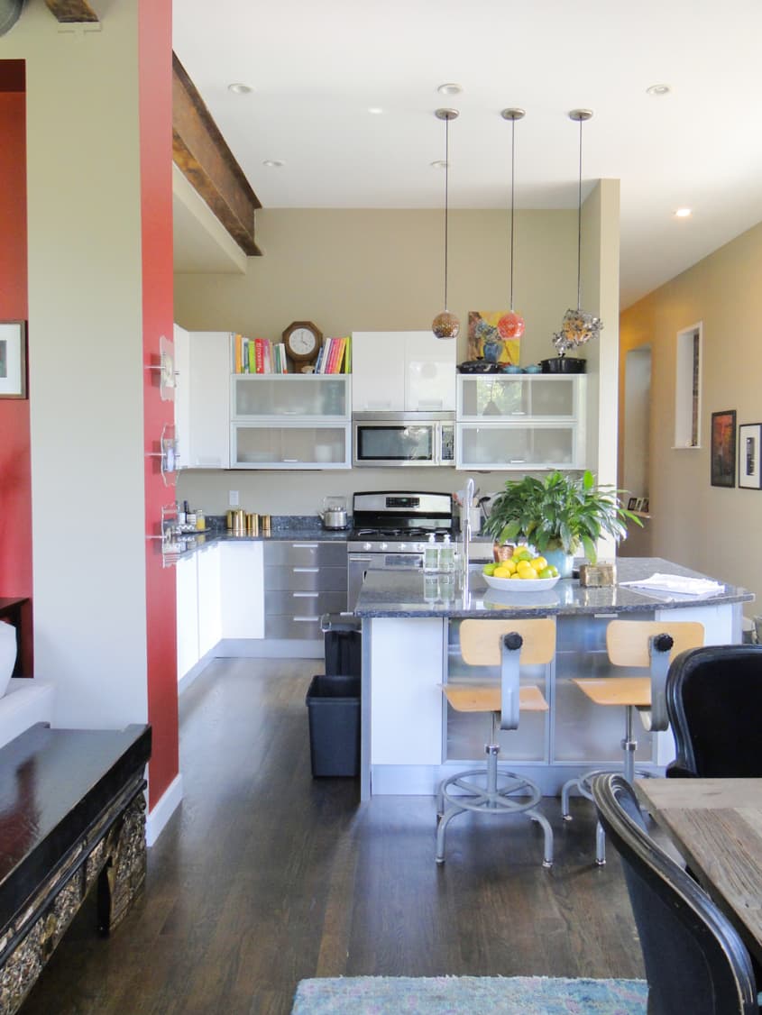 Ashley’s Chic & Funky Loft | Apartment Therapy