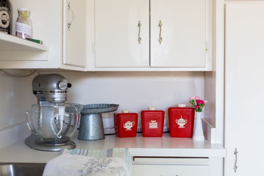 House Tour: A Shabby Chic St. Paul Apartment | Apartment Therapy