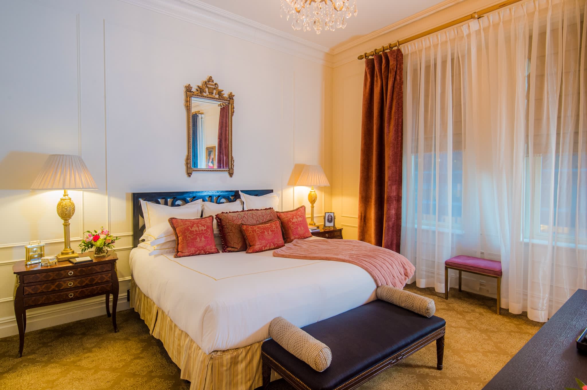 You Can Now Stay in a “The Marvelous Mrs. Maisel” Suite at The Plaza ...