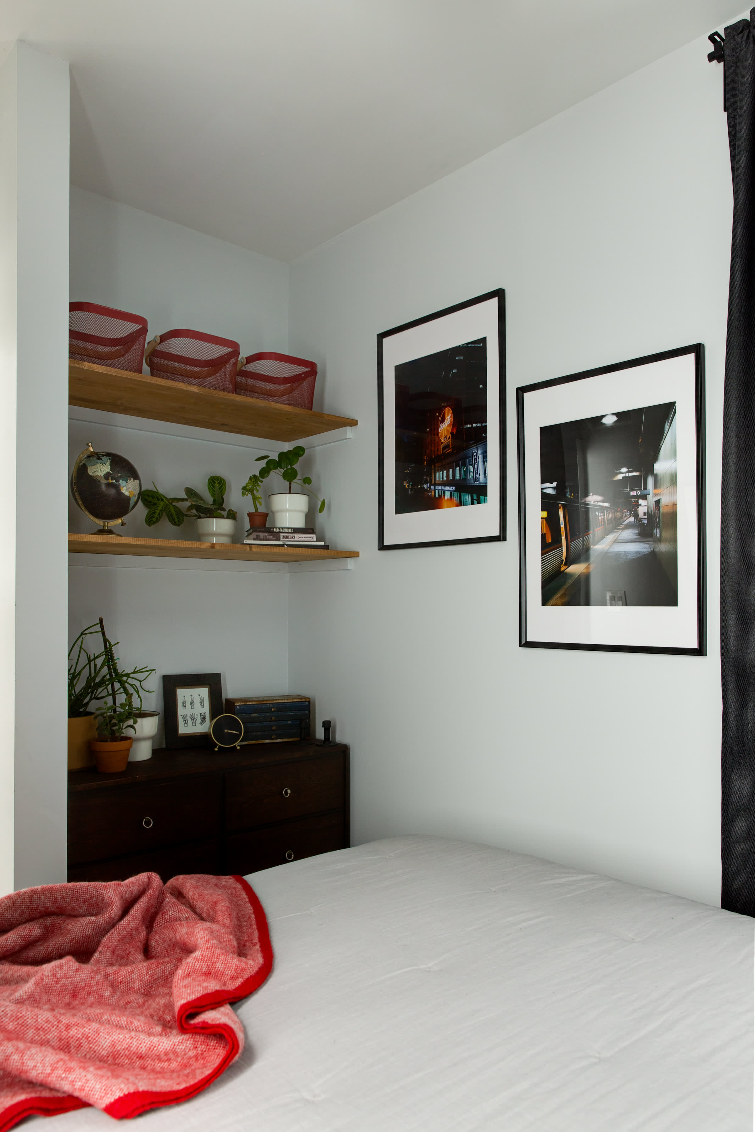 480-Square-Foot Backyard Shipping Container House | Apartment Therapy