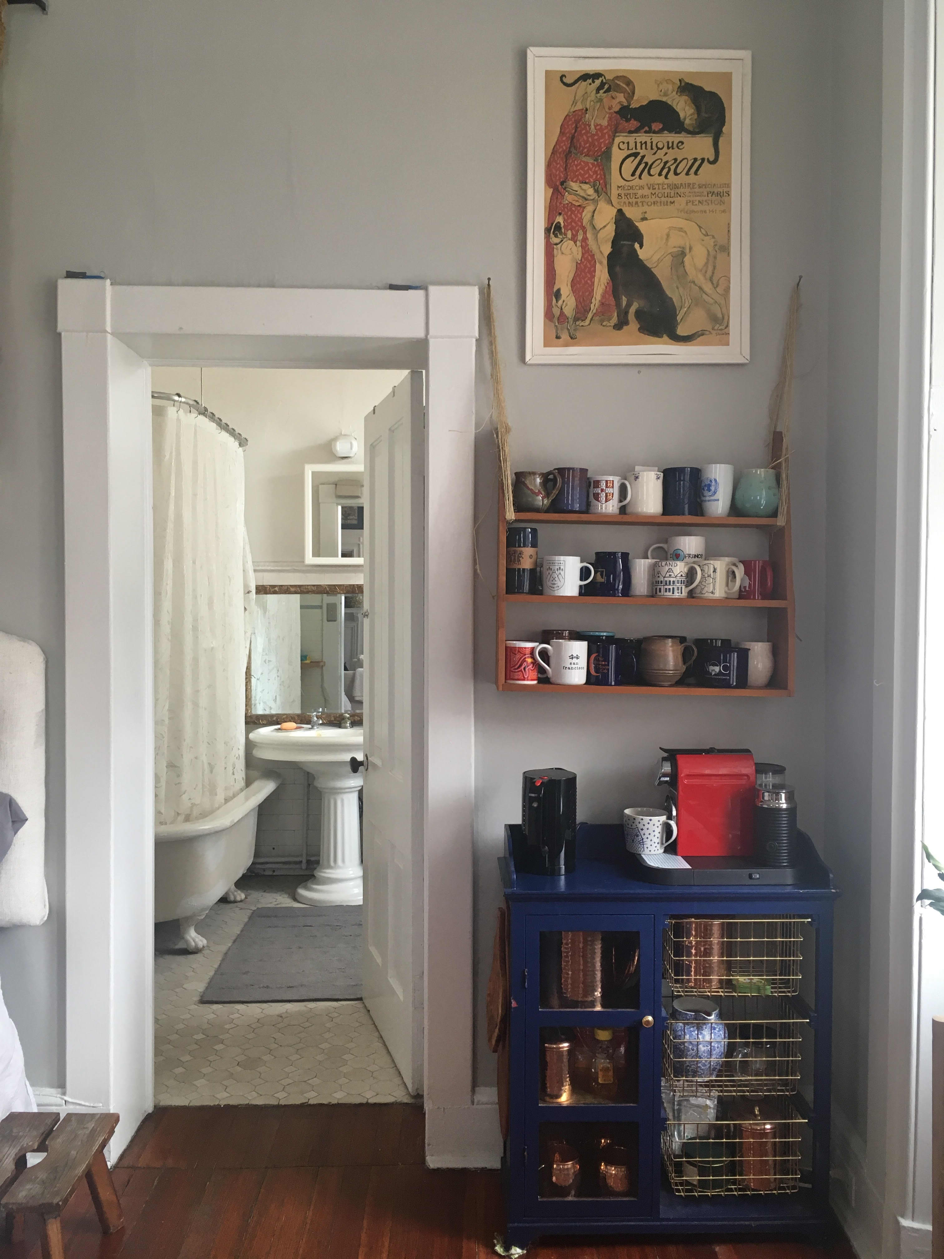 Making it Work: Four “Rooms” Within a 250-Square-Foot Studio ...