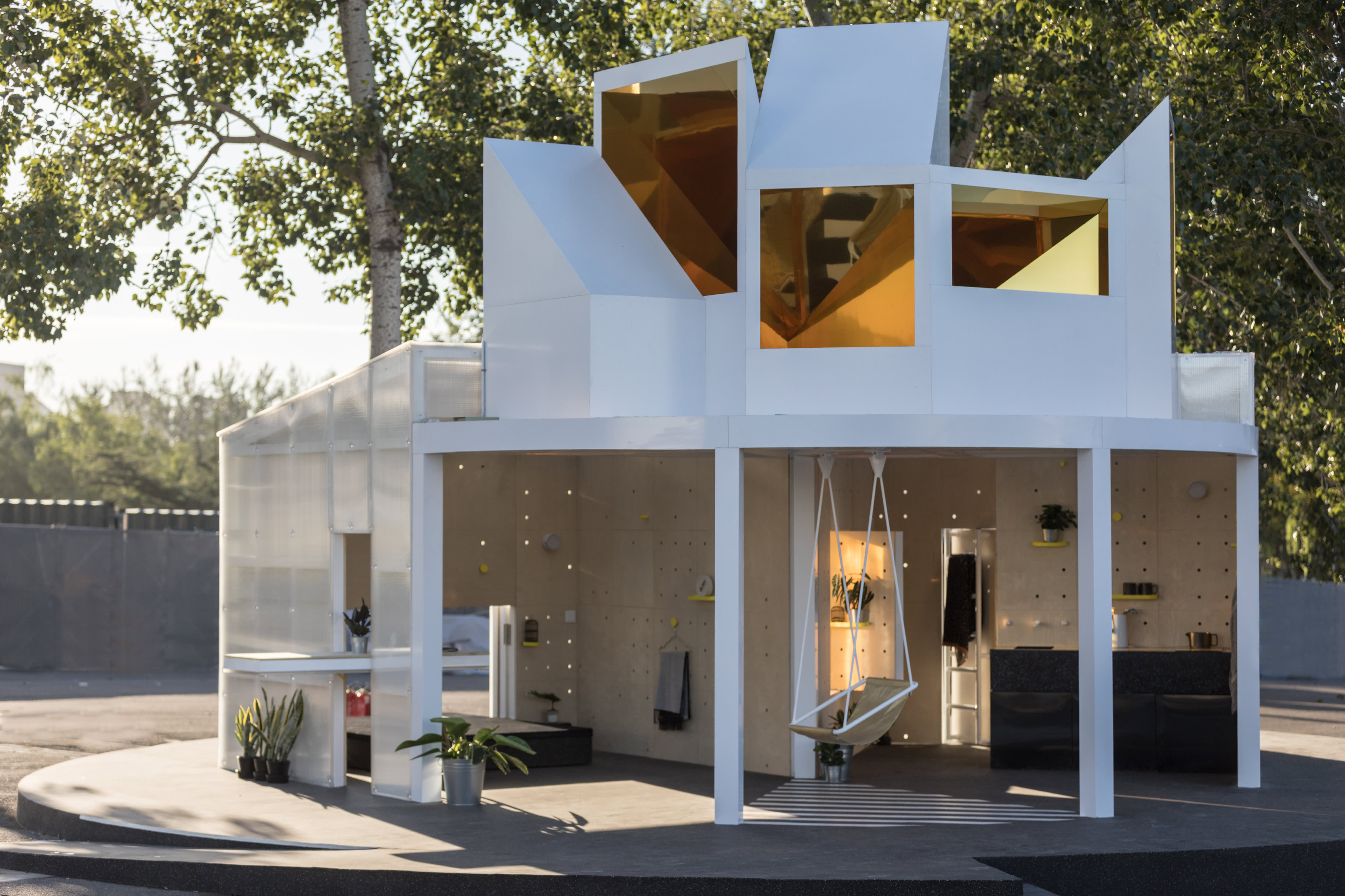 Tiny House MINI Living Chinese Hutong Photos | Apartment Therapy