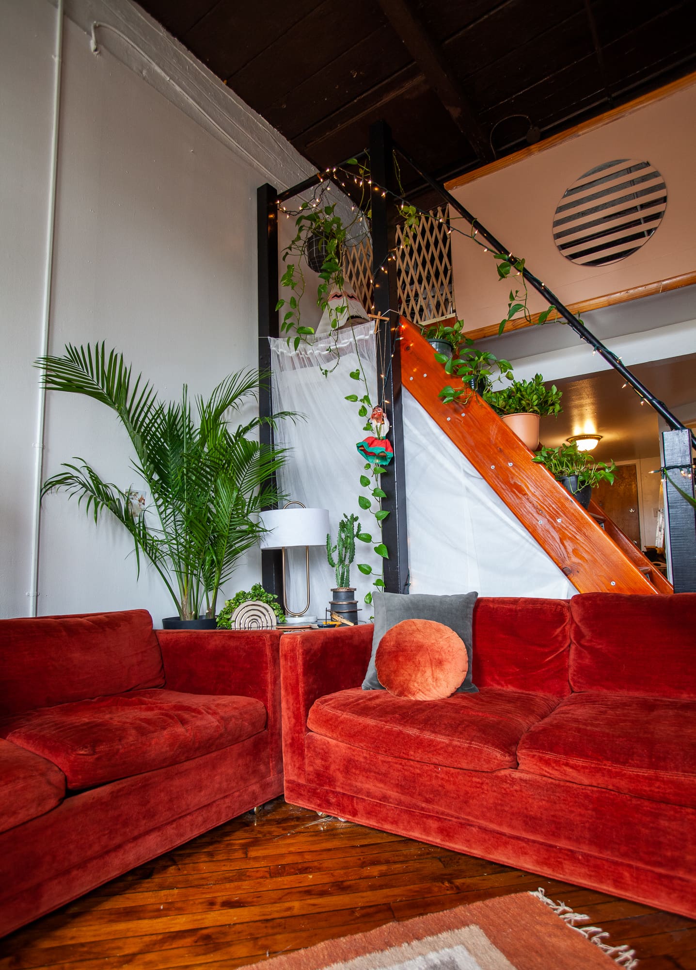 Plant-Filled Loft Decor Ideas and Photos | Apartment Therapy