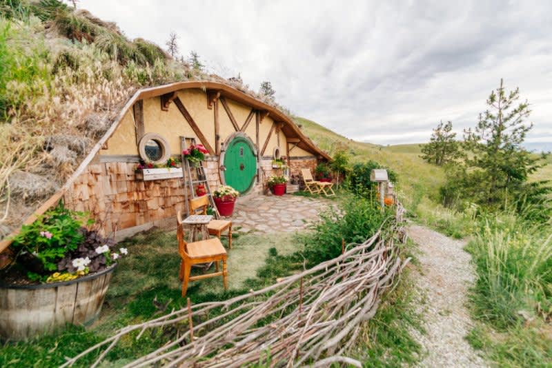 Hobbit House Rent Airbnb Washington Travel Photos | Apartment Therapy