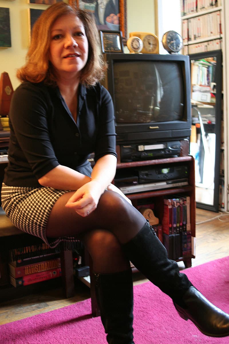 Lisa’s Artistic Time Capsule | Apartment Therapy