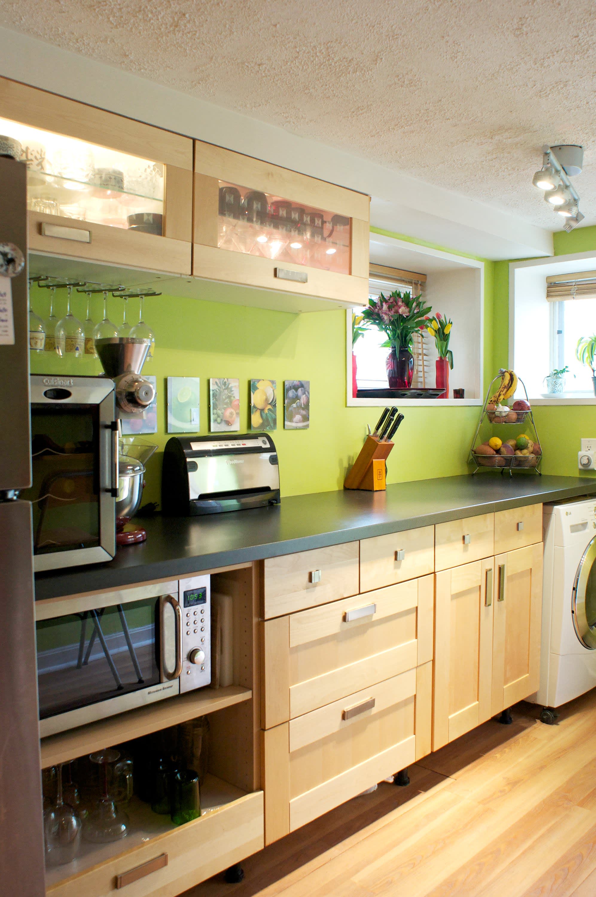 Lyn Huckabee’s Colorful, Abundant Kitchen | Kitchn