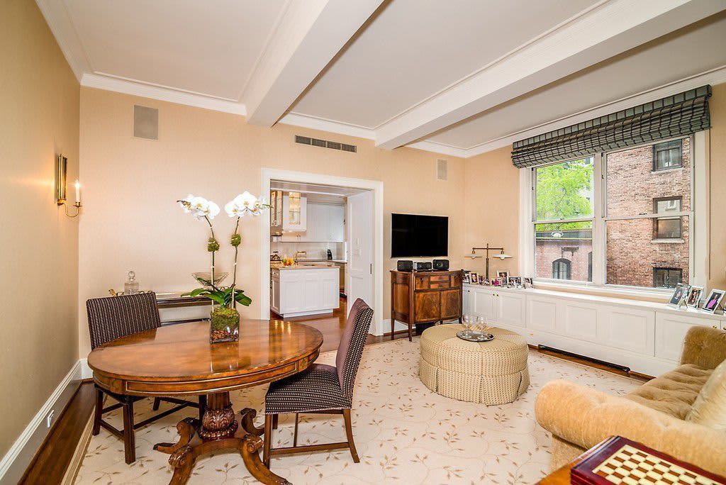 Drew Barrymore Sells Hollywood Home, Hunts in NYC | Apartment Therapy