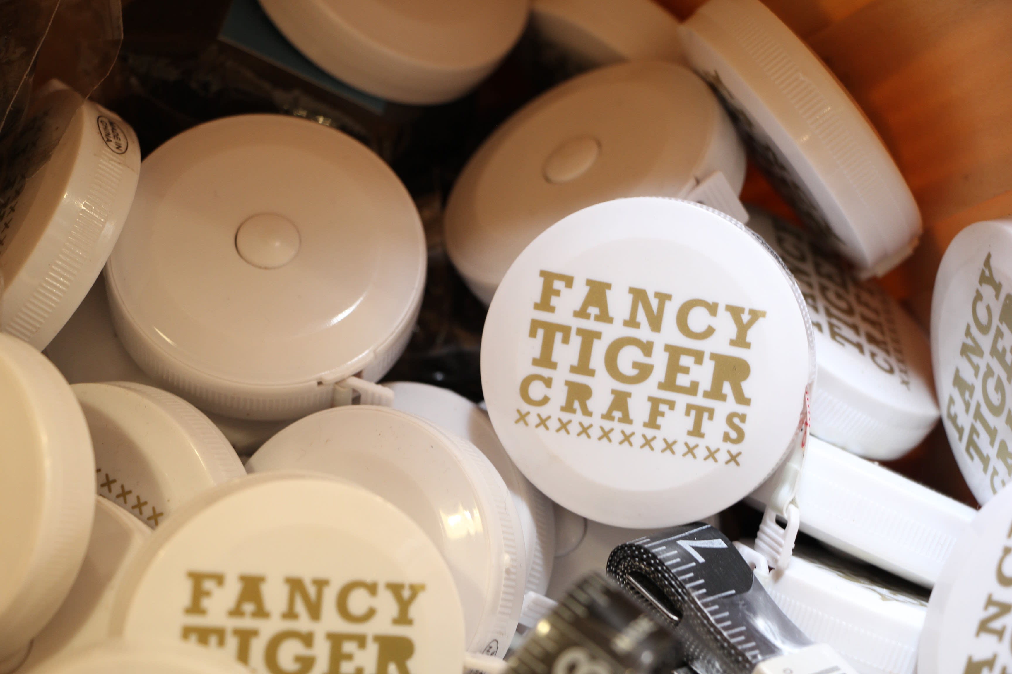 Fancy Tiger’s Crafty Cute Shop and Classroom | Apartment Therapy