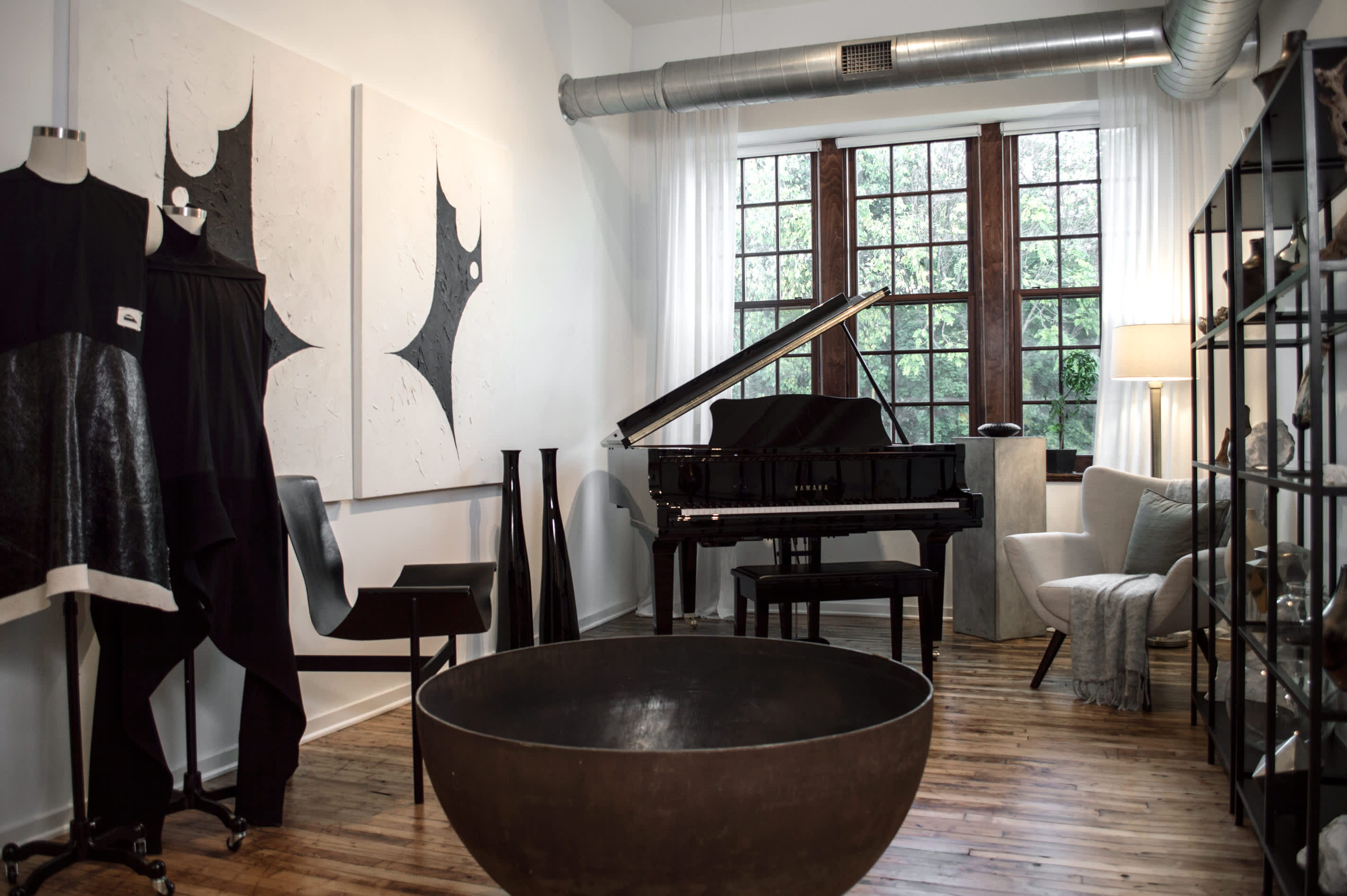 A Black & White Brutalist-Inspired Loft | Apartment Therapy