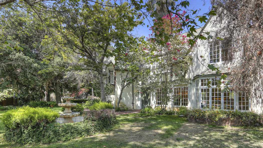 Peek Inside Kristen Bell & Dax Shepard’s New $4.3M Los Feliz Pad ...