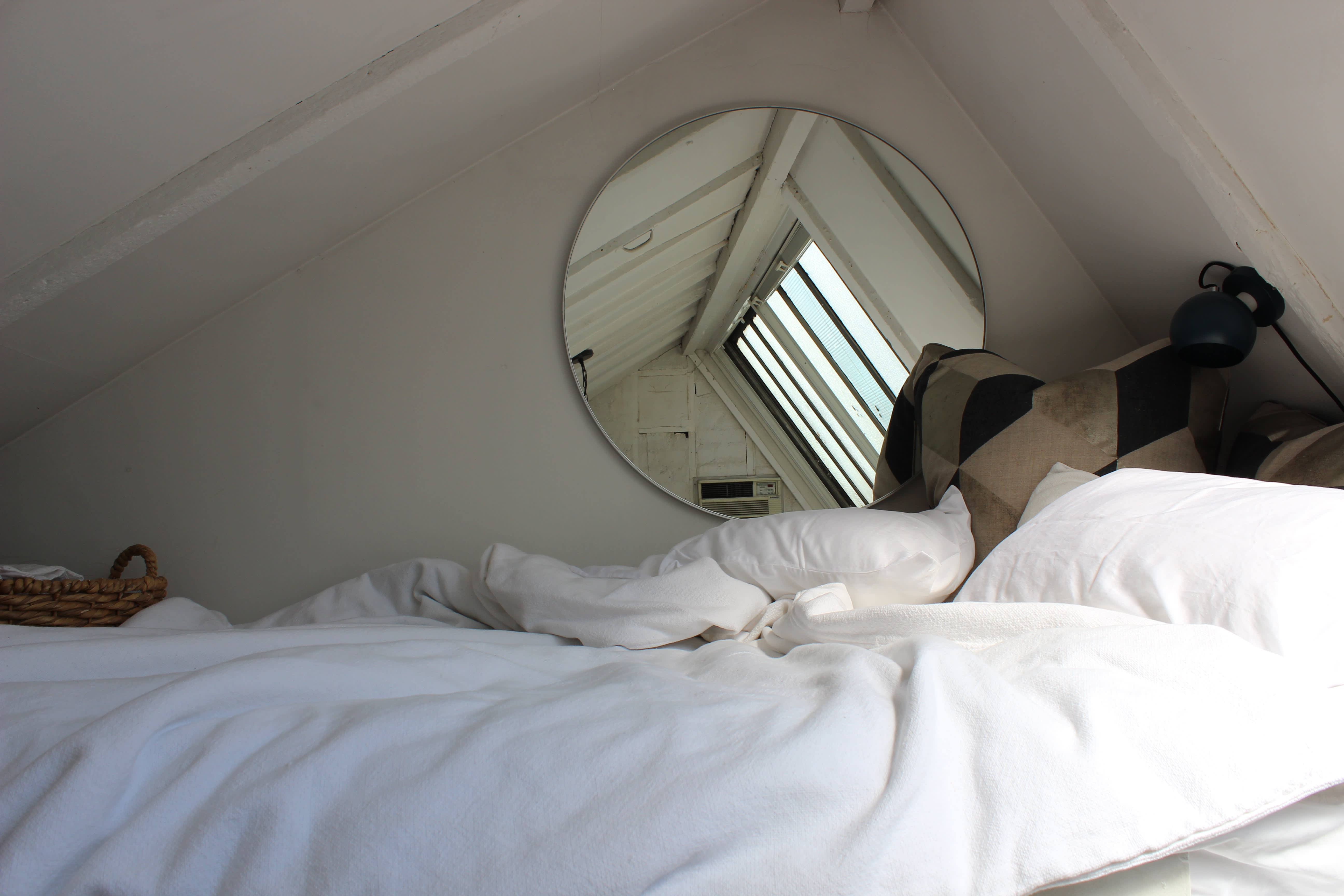 House Tour: A 350 Square Foot Bright NYC Studio | Apartment Therapy